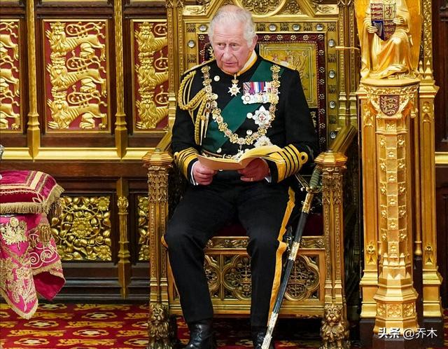 Britons welcome new king, although he looks like a weird uncle rather ...