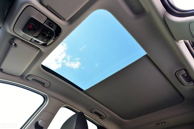 Are panoramic sunroofs useful?Is it worth the extra money?understand in ...