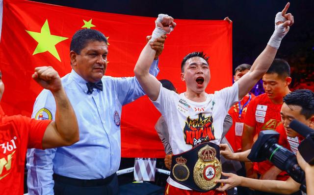 China's former world boxing champion Xu Can is back!Go to the United ...