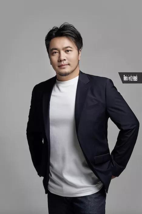 Director Deng Ke: After "Sister-in-law", he returned from retreat - iNEWS