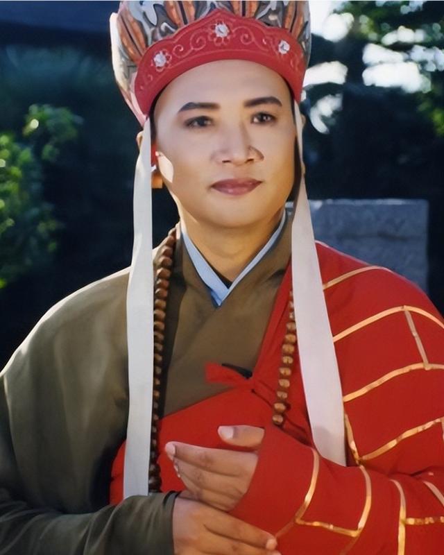 Chi Zhongrui is so embarrassed! Accompanying Chen Laiwa to important ...