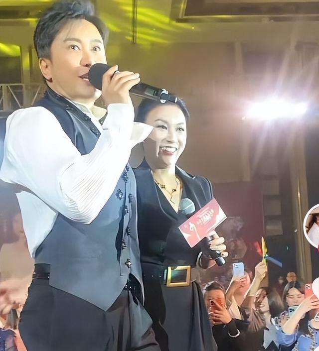 53-year-old Mao Ning appeared in commercial performances to make money ...