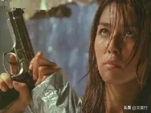 In 1952, the female bandit leader of Xiaoxing'anling fled into the deep ...