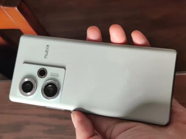 Both are equipped with Snapdragon 8Gen2, how should Meizu 20 and Nubia Z50 choose? - iMedia