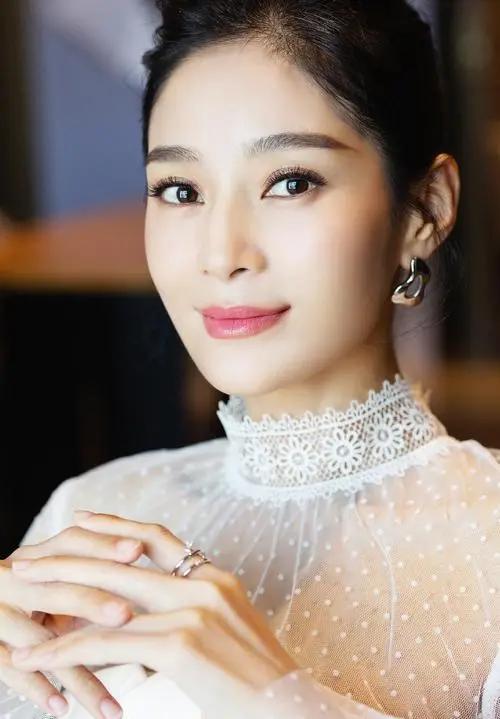 Wang Yuanke: Starring in "Strategy of Yanxi Palace", her husband is ...