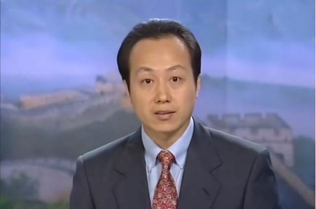 Luo Jing died 13 years ago. His wife, who had fainted from crying ...