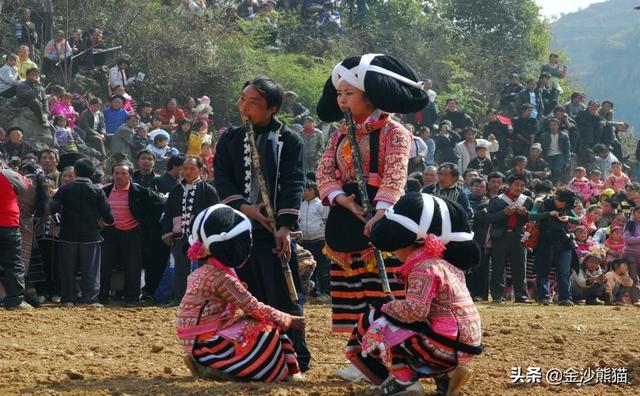 Literature, art, music and dance of the Miao people - iNEWS