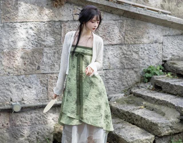 Your Majesty, do you still remember Xia Yuhe by Daming Lake? - iNEWS