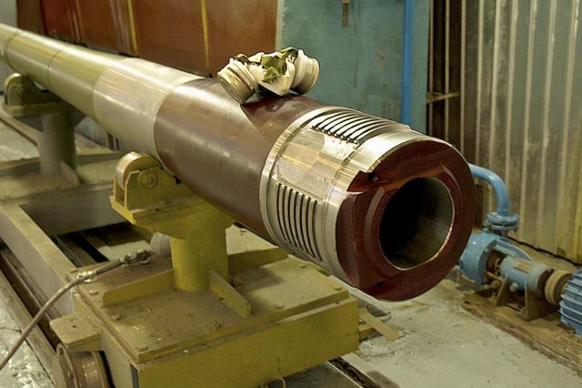 Why do modern tank guns still have lugs? - iNEWS