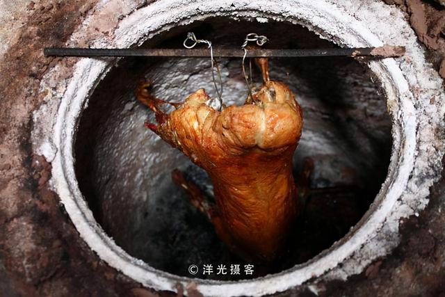 Bachu, China's No. 1 Barbecue Township: Roasted Whole Lamb in Naan Keng ...