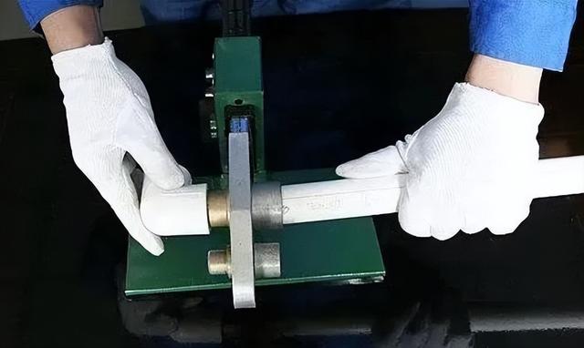Operation steps for socket hot melt connection of PB pipe, PE-RT pipe ...