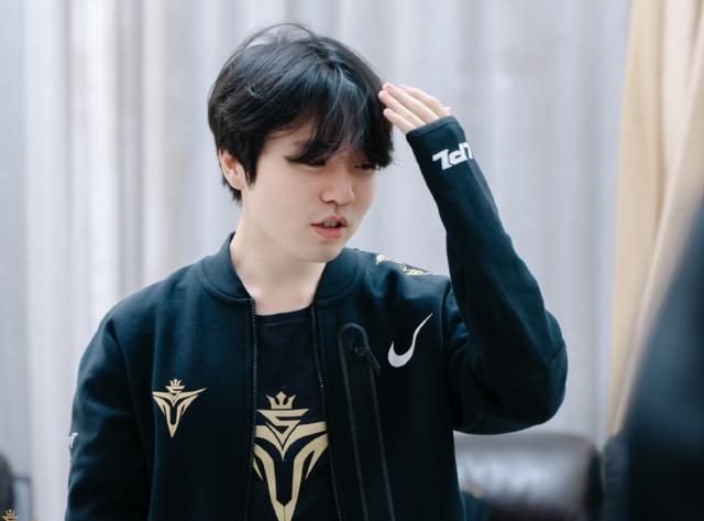 V5大戰WBG，Theshy和Rookie在夏季賽的首次交手 - 資訊咖