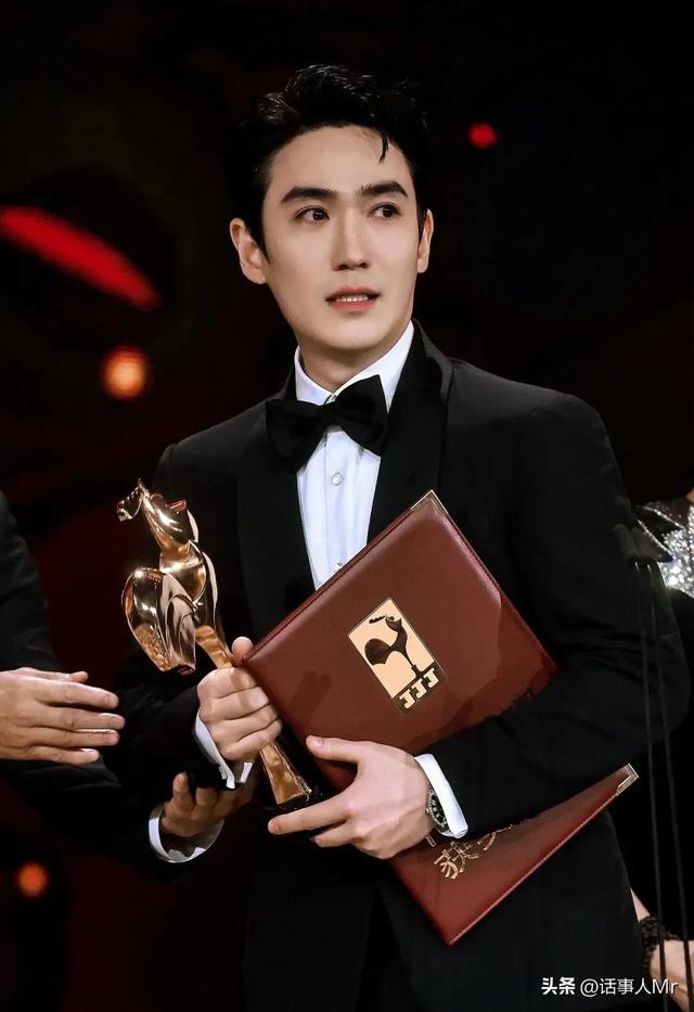 Will Zhu Yilong be the next Hu Ge?I'm going to reveal his old melon - iNEWS