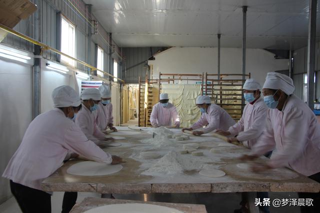 Hubei Yunmeng: "Winter Solstice" is busy making traditional delicacy ...