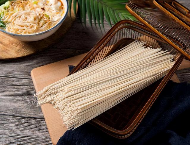Is it good or bad for the body to eat noodles for a long time?Listen to ...