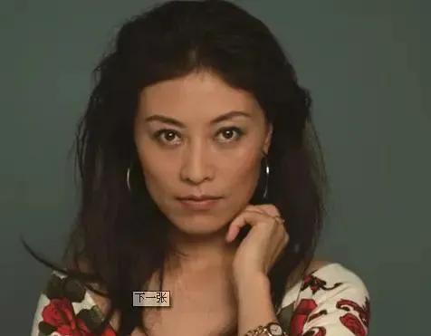 Yue Hong: At the age of 28, she gave birth to her daughter and was ...