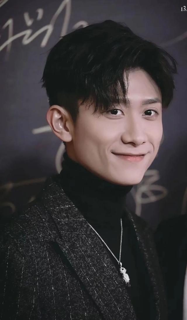 Zhang Yishan, Liu Yifei, Chen Xiao, Lin Yi, Guo Xiaoting, Xu Haiqiao, Canglan Jue - iNEWS