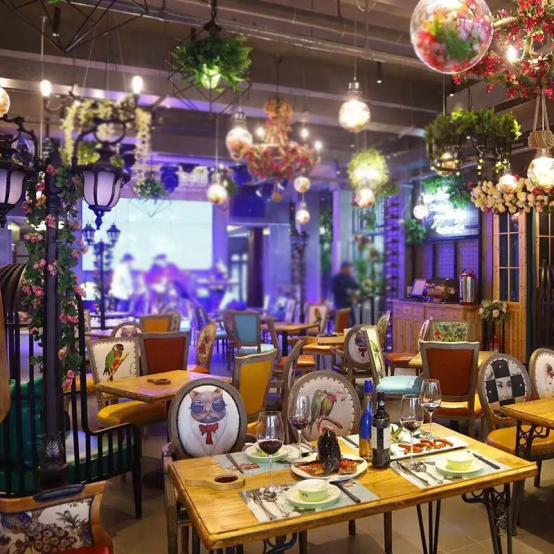 How to design a music-themed restaurant to meet the guests' aesthetics ...