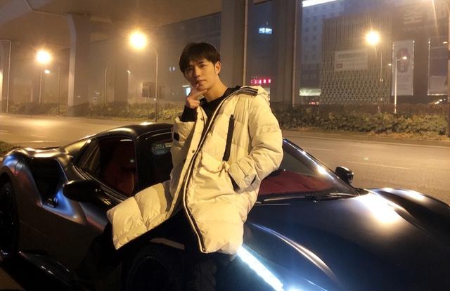 The former grandfather, Tong Jincheng, returns to the live broadcast ...