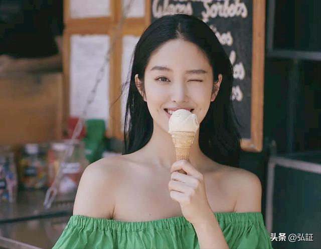 "Ode to Joy 3" Yang Caiyu, the glamorous and pure temperament is ...