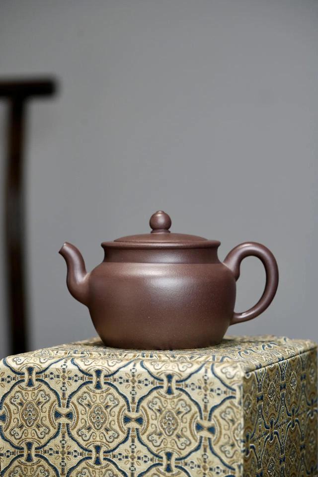 Purple mud, clear cement, downhill mud, old section pot - iNEWS