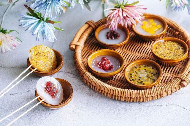 One bite of a bowl of cake, the deliciousness can't stop - iNEWS