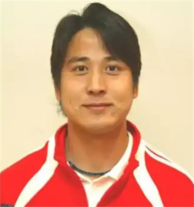 After being released from prison, Qi Hong, the prodigal son turns back ...