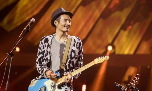 What about the "ordinary road"?Pu Shu's family background was exposed ...