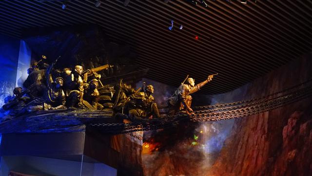 Dadu bridge cross iron cable cold - iNEWS