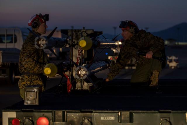 Marine Fighter Attack Squadron 312, Marine Corps Air Station Iwakuni ...