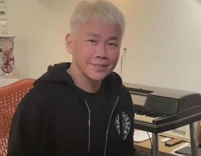 53-year-old Tao Zhe is too old to recognize! The skin is loose and the ...