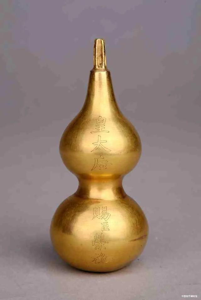 Why did Cixi treat Rong Lu so well, and why did Rong Lu's grandson ...