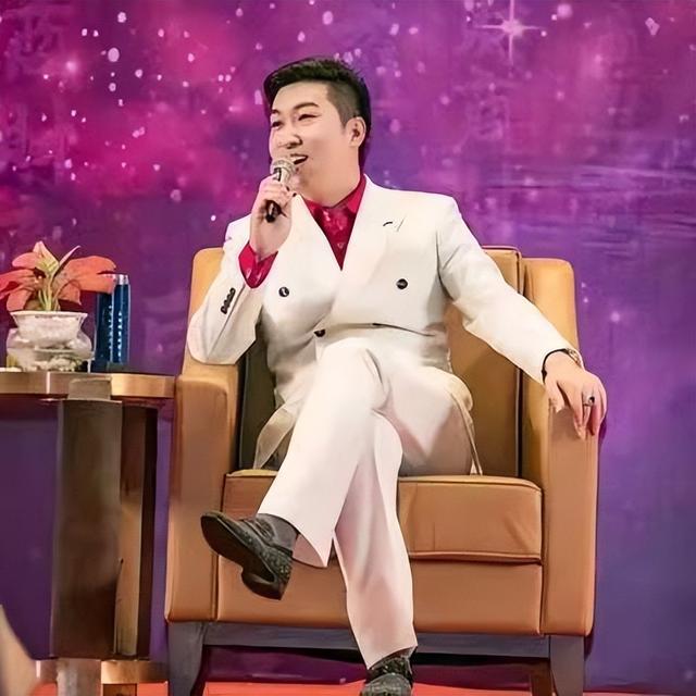 Zhou Wenqiang's "Book of Zhou Zi" - iNEWS