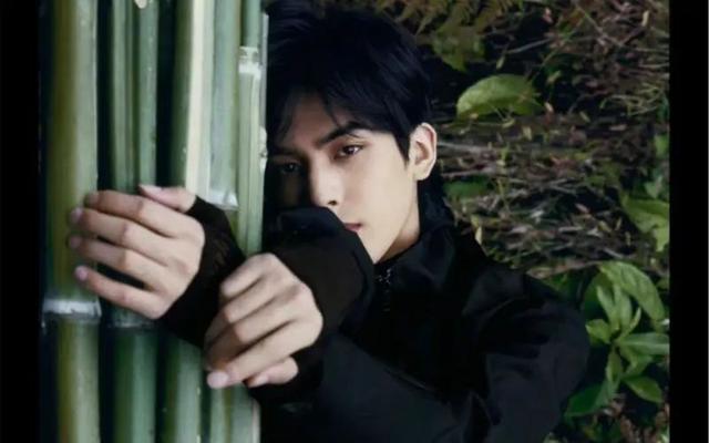 Little Gossip, Song Weilong, Jiang Yiyi, Di Lieba, Wang Jiaer - iNEWS