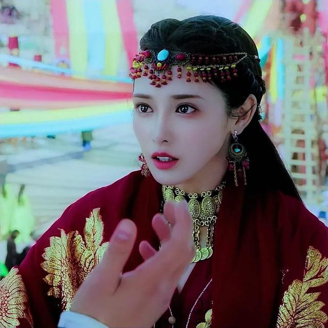 TV series "East Palace" Peng Xiaoran as Qu Xiaofeng - iNEWS