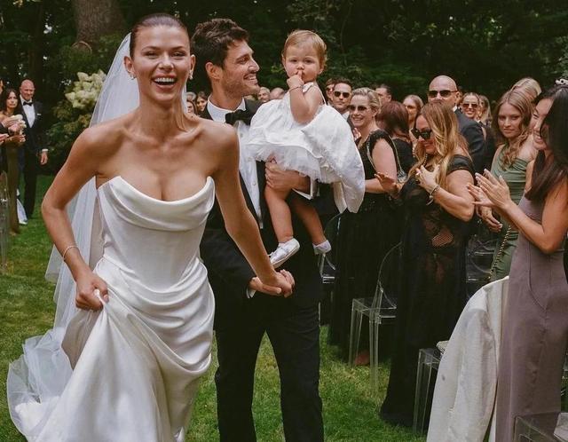 New Zealand supermodel Georgia Fowler married her daughter in Sydney ...