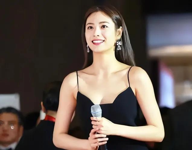 The world's most beautiful Nana (Lin Zhenna), to be honest, many stars in Hong Kong and Taiwan ...