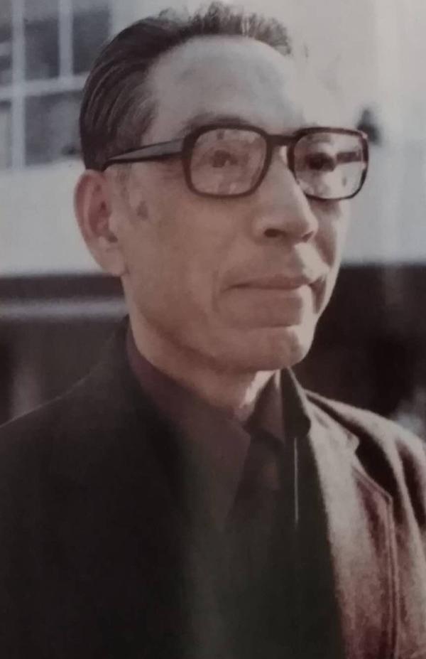 The writer Xu Xu, who is most like a writer, has a bad past with Xia ...