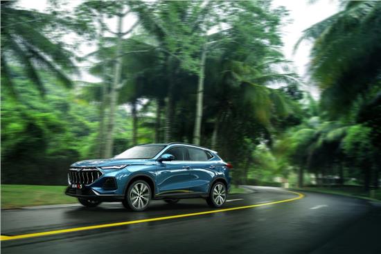 Xiaoou, I want to take photos/videos", the car and the camera can ...