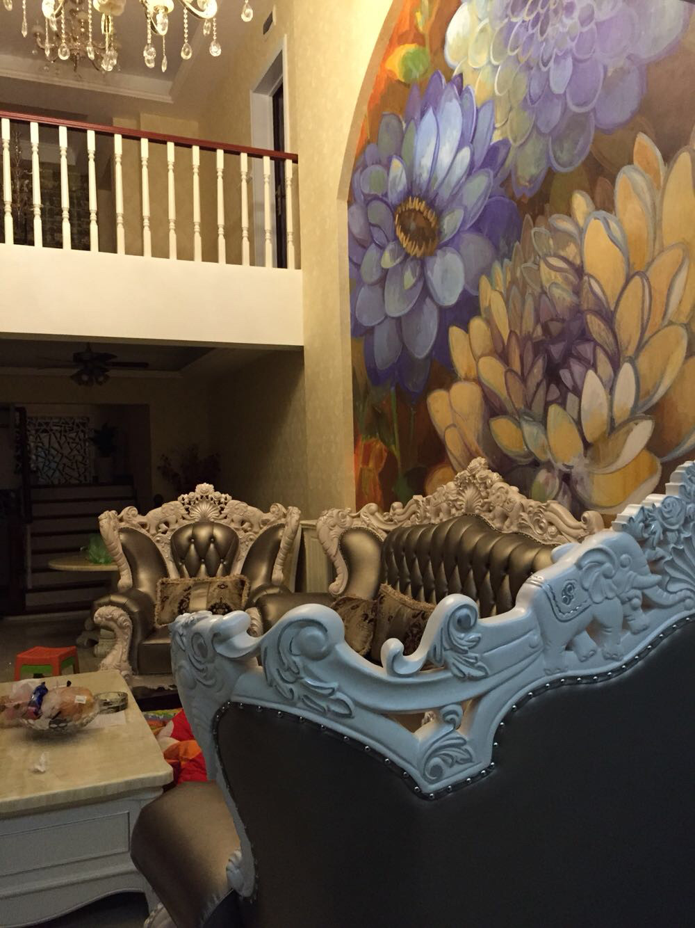 It took a year to decorate the 280-square-meter new house that I was ...