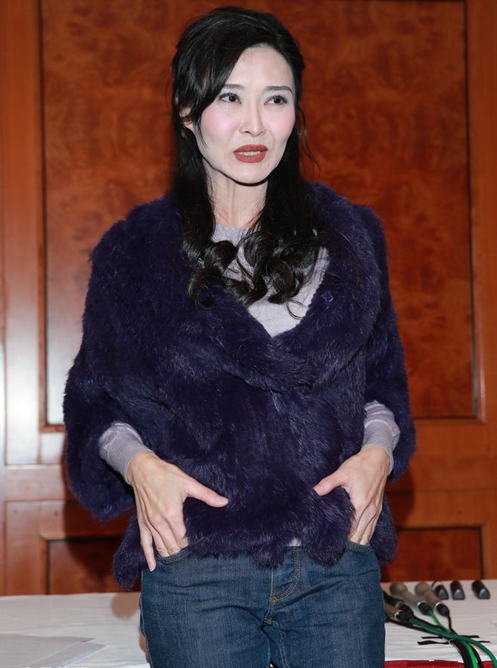 The 53-year-old Ye Yuqing's recent photos revealed that she is a ...