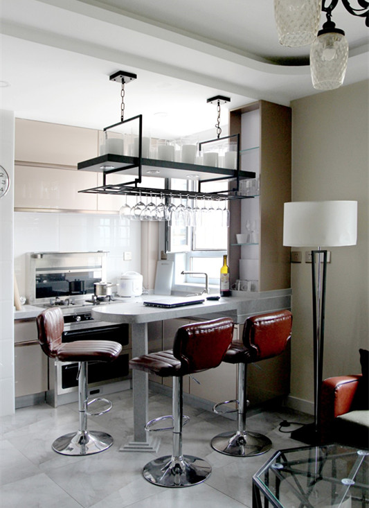 Who said a small apartment can't be a bar?These bar counter designs are ...