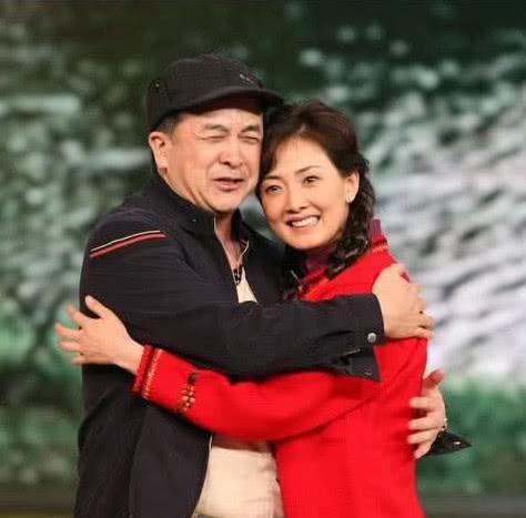 Spring Festival Gala regular guest Niu Li: Marrying a husband and being ...