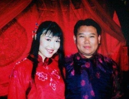 In 2000, Hu Zhonghui, who abandoned Guo Qilin's biological mother, went ...