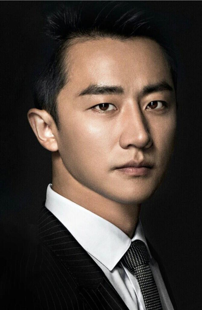 The TV series starring Huang Xuan are the ones I most want to play ...