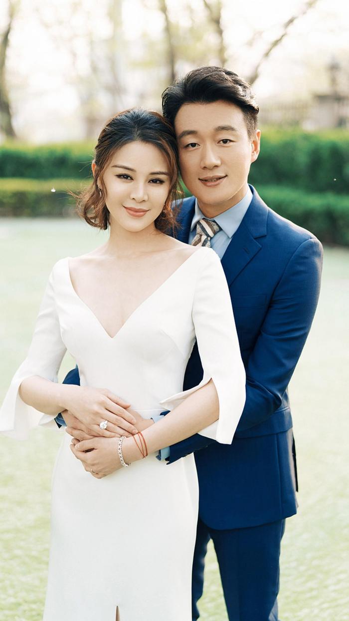 Loving couples Tong Dawei and Guan Yue: They almost missed each other, but now the family of ...
