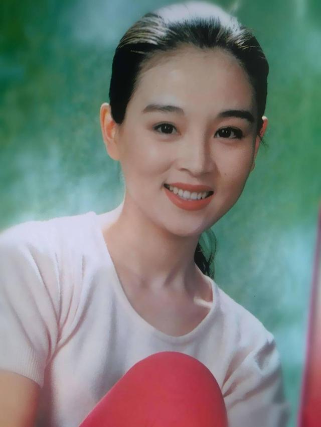 "First Beauty" Zhao Mingming: Song Dandan's sister-in-law was cruelly abandoned by Yingning, and ...