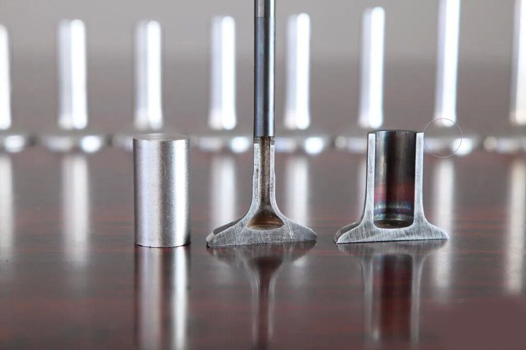 The engine valve is hollow, what is the traditional Japanese technology ...