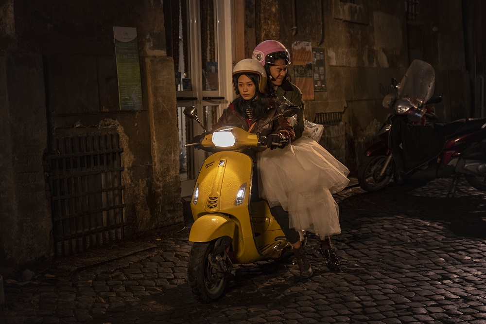 Vespa Romance goes to "After I Met You" - iNEWS