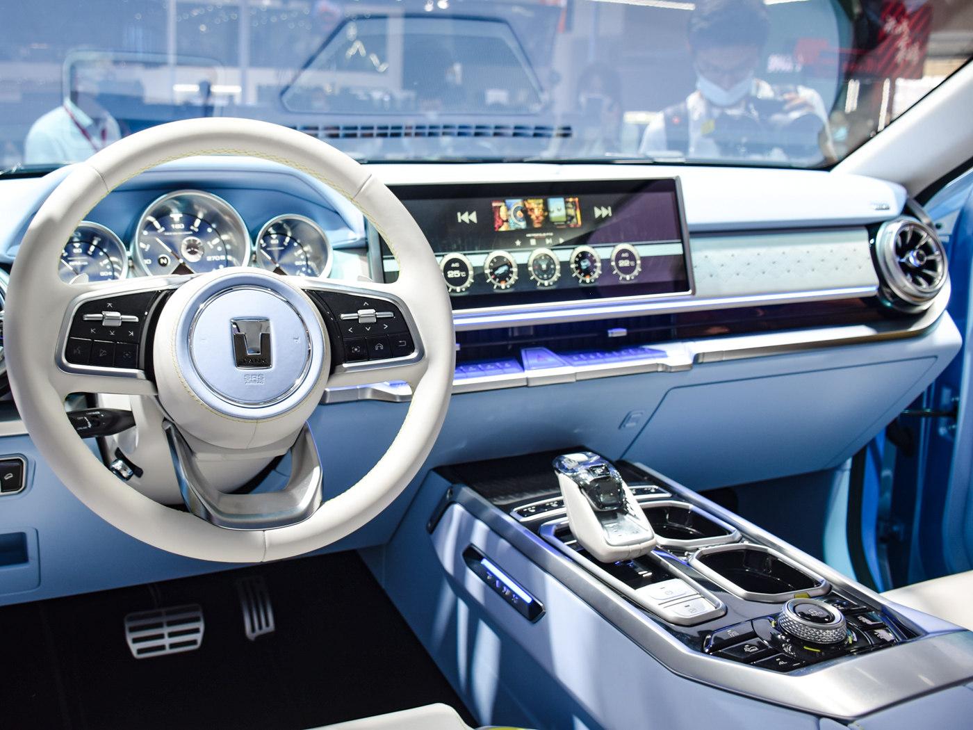 Positioning higher than the tank 300!Tank's new SUV exposed or equipped ...